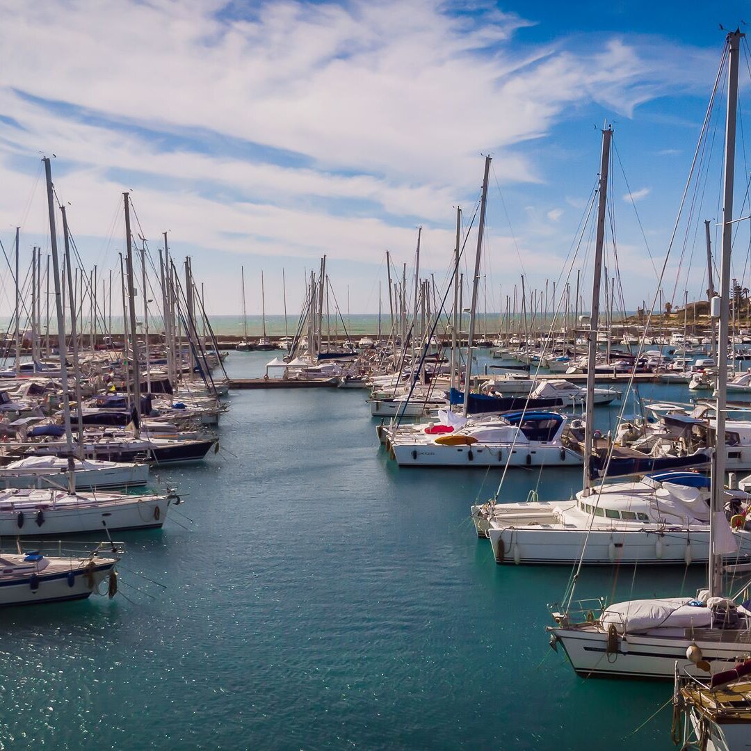Marina di Ragusa, la parte marittima della città siciliana